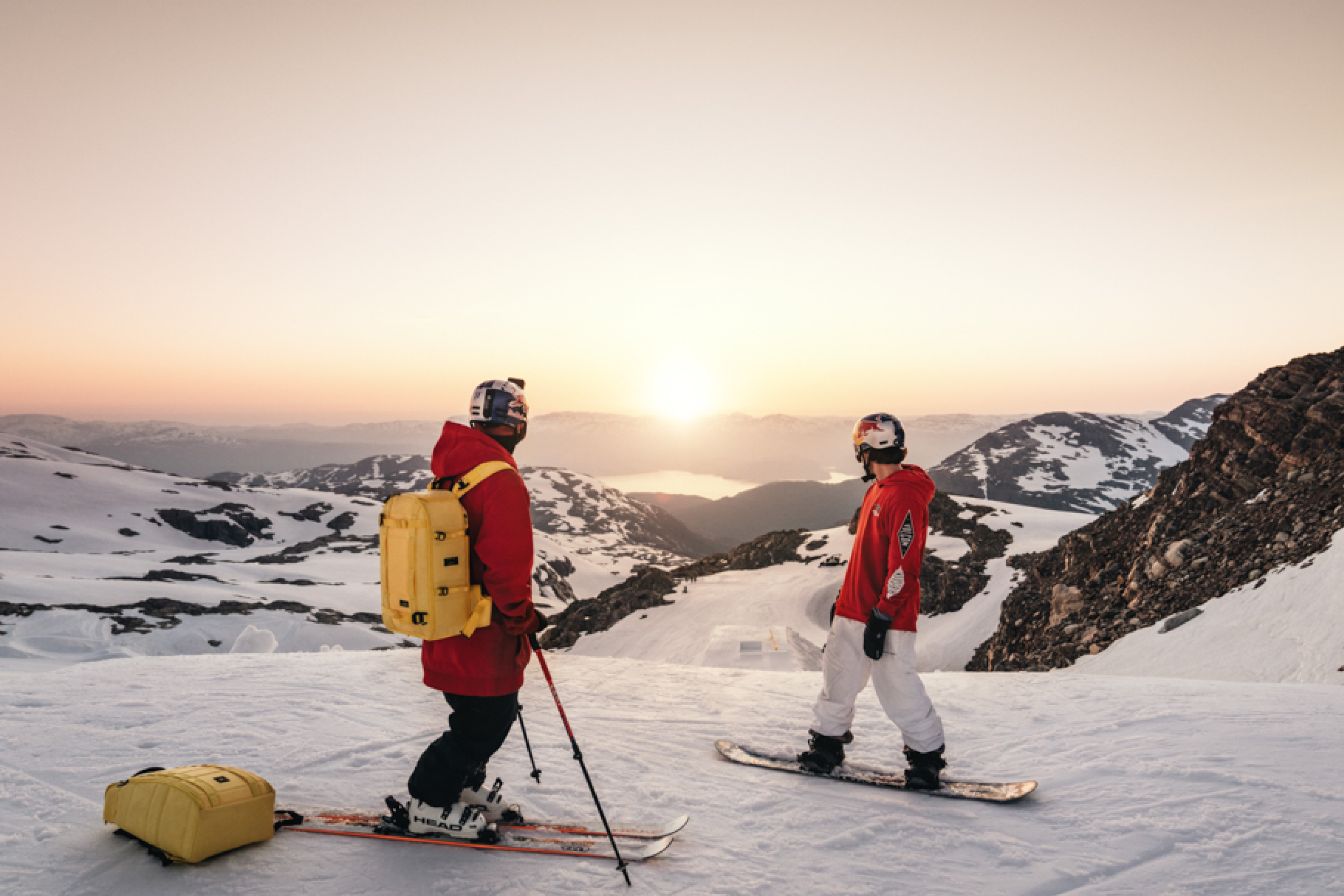 Summer soul turns: 7 destinations for summer skiing | Db Journey Norway