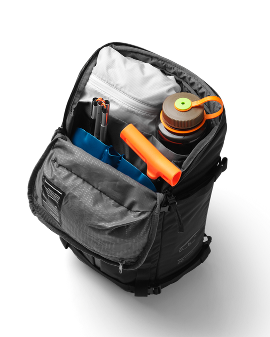 Backcountry Backpack 20L Black Out – Db