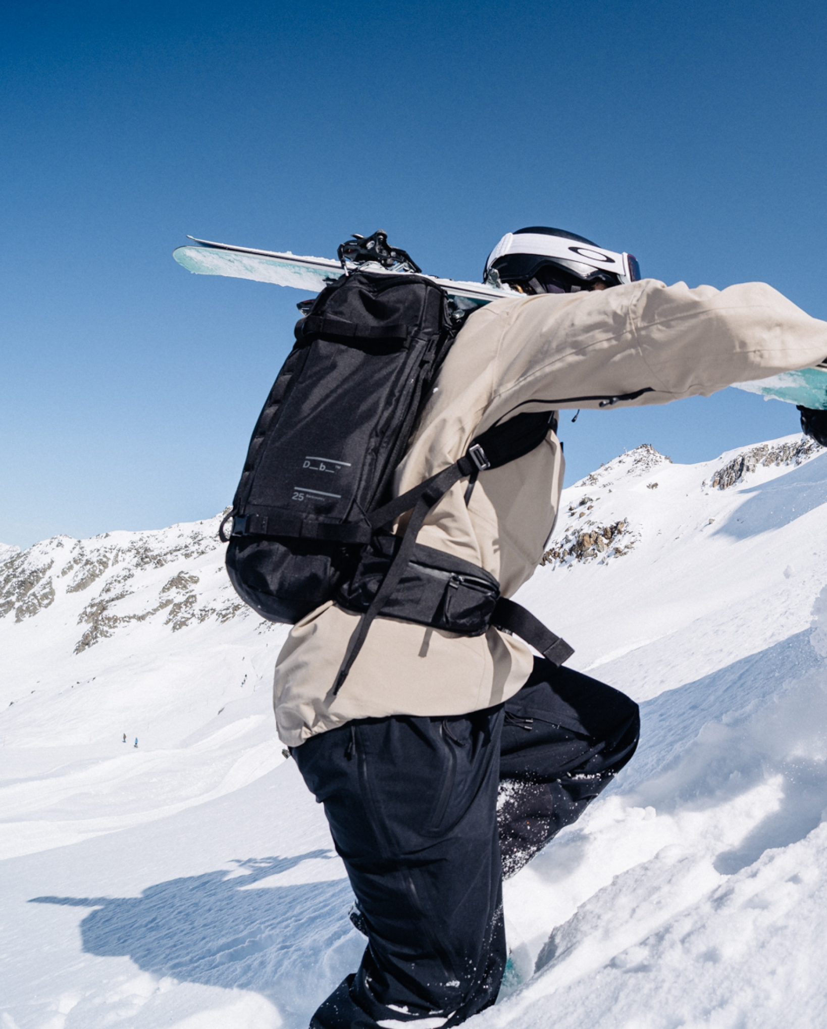 Backcountry Backpack 25L Black Out | Db Journey Norway