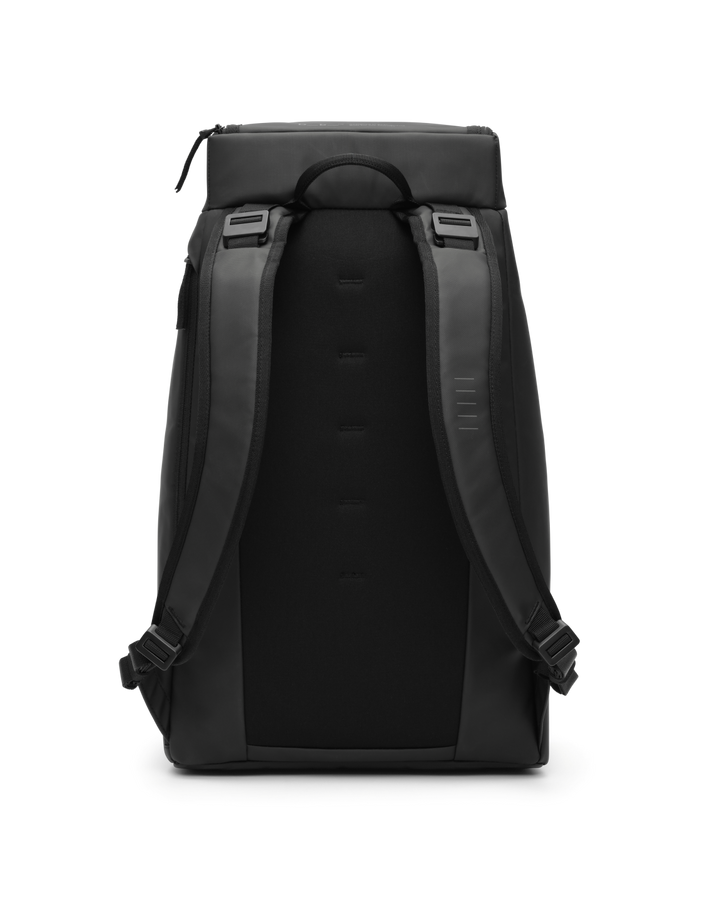 Hugger Backpack 30L Black Out – Db