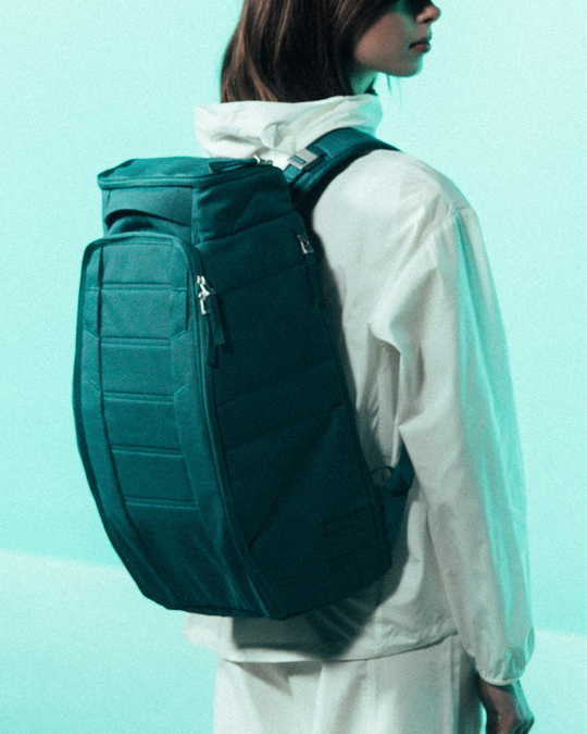 Hugger Backpack 25L Midnight Teal – Db