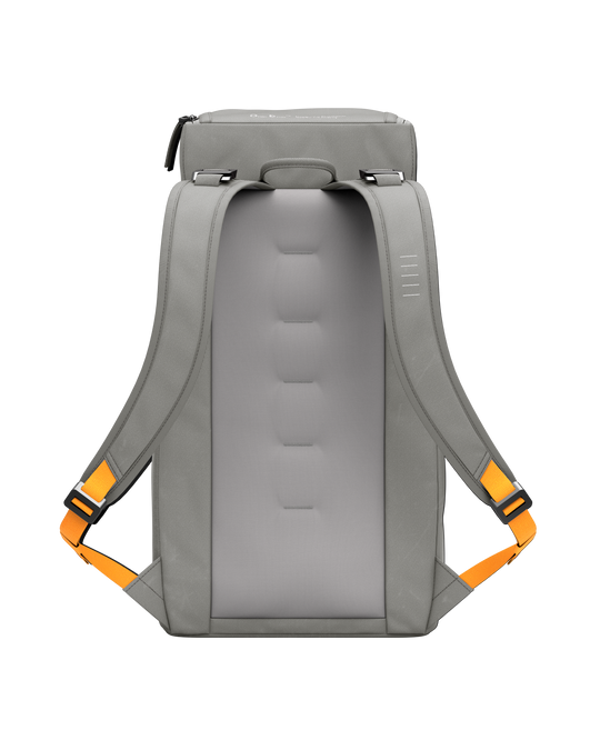 Hugger Backpack 25L Sand Grey – Db