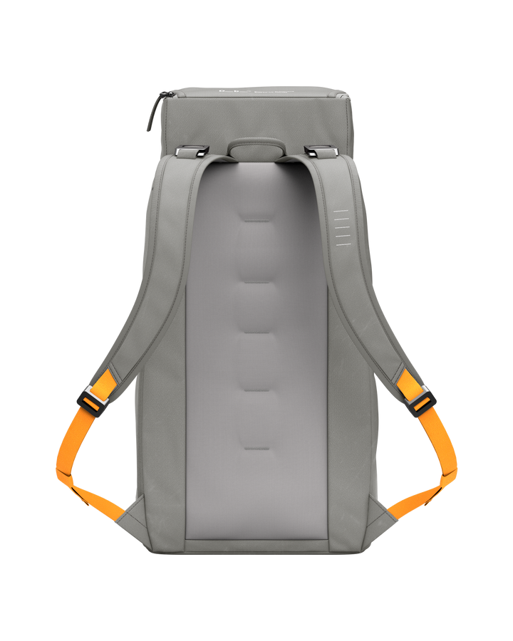 Hugger Backpack 30L Sand Grey – Db