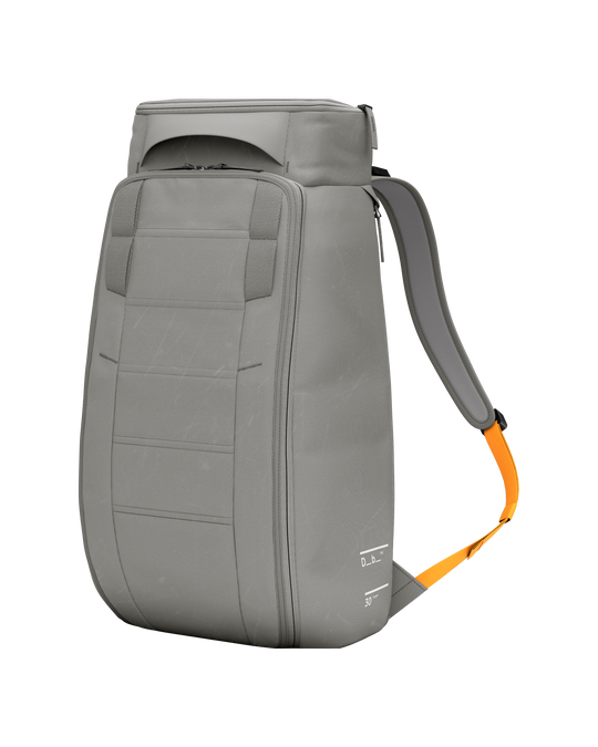 Hugger Backpack 30L Sand Grey | Db Journey Norway