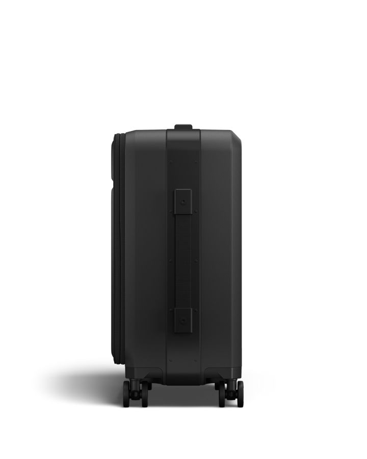 Black Ramverk Pro Front Access Carry On | Db Journey NO | Db Journey Norway