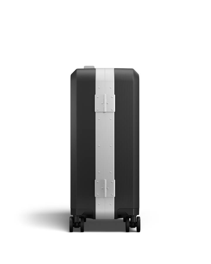 Ramverk Pro Carry-on Silver | Db Journey US